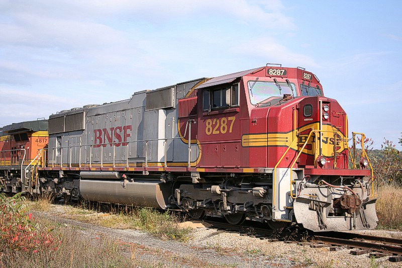 BNSF 8287